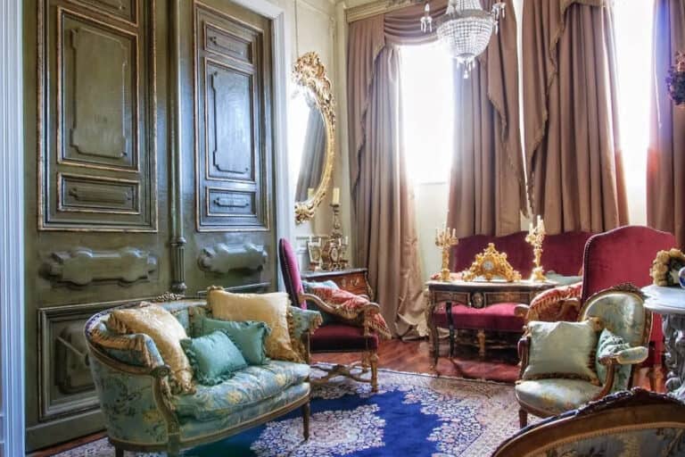 Here's Where To Rent A Mansion For Birthday Parties in Melbourne ...