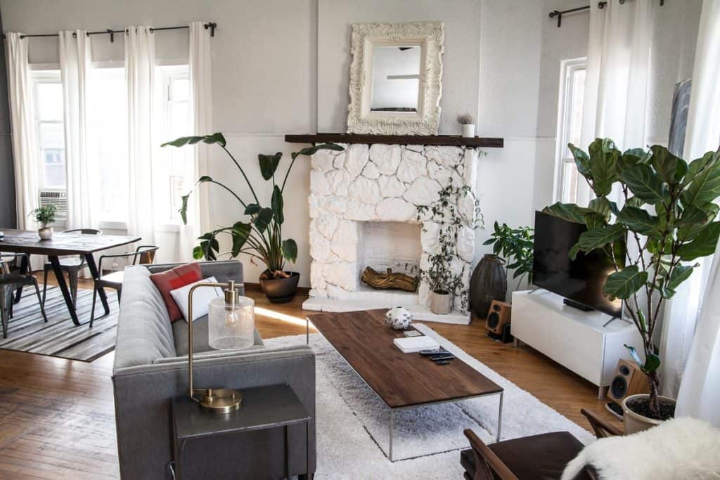 8 Engagement Photo Shoot Ideas in Chicago - Peerspace