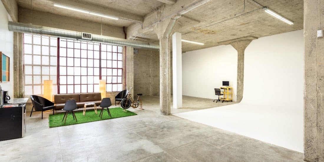 8 Creative Ways to Earn Money From Your Studio - Peerspace