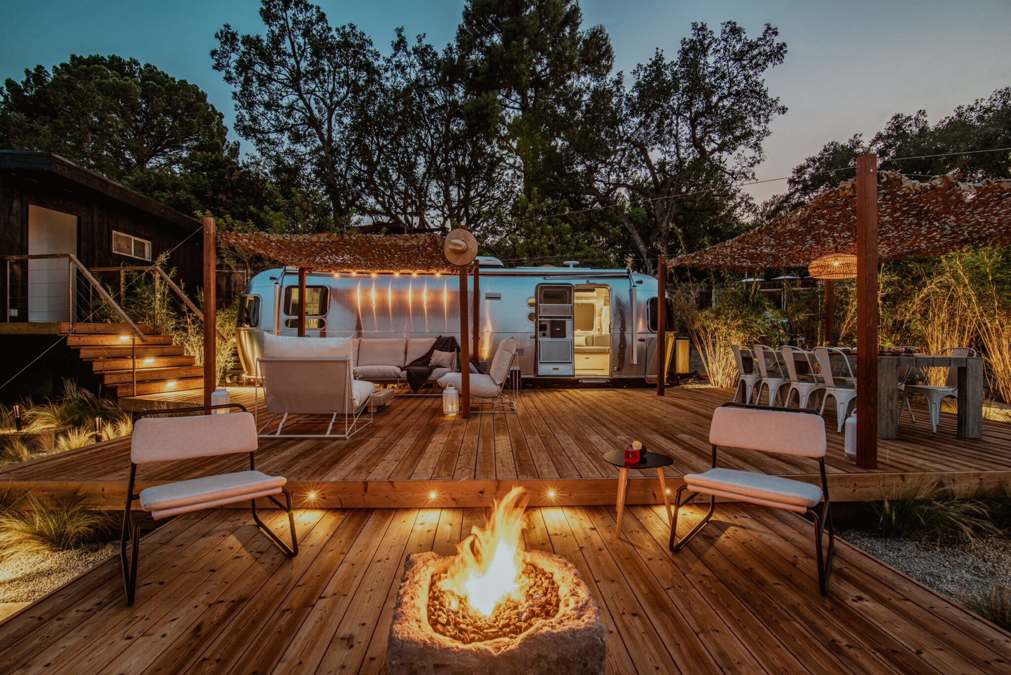 What’s Like Airbnb for a Backyard Party? - Peerspace