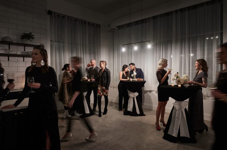 Engagement Party Checklist: What to Do and When – Peerspace