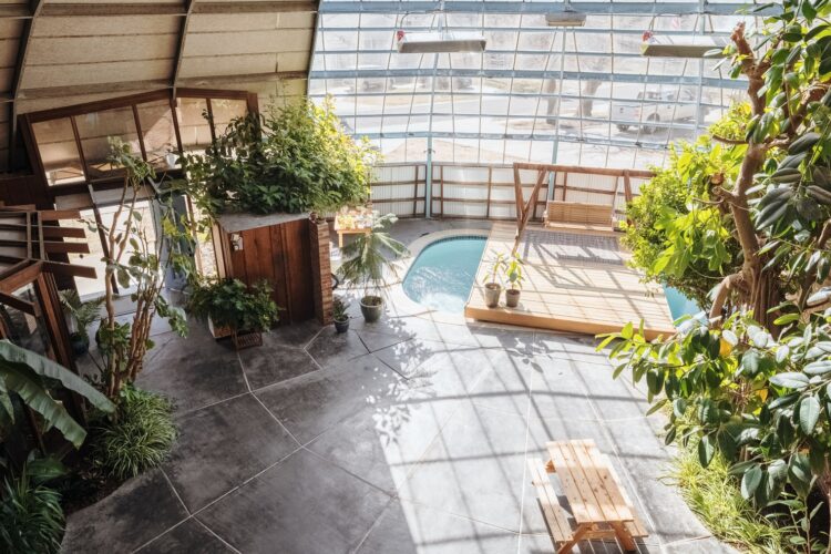 11 Fun Team Building Ideas in Kansas City (2025) - Peerspace