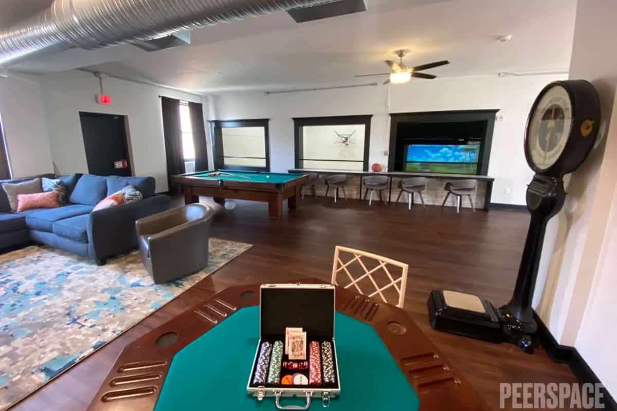 12 Unique Masters Viewing Party Ideas - Peerspace