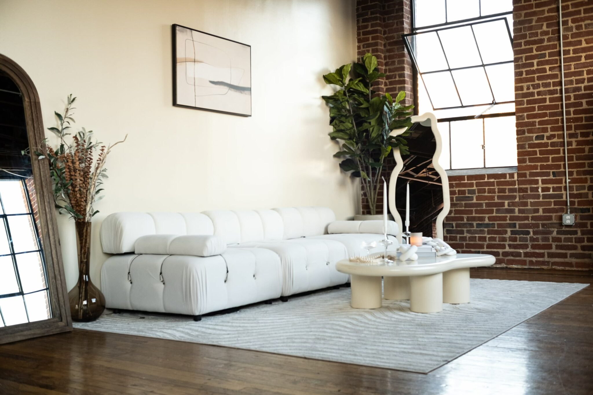 11 Gorgeous Indoor Photoshoot Locations in Atlanta (2025) - Peerspace