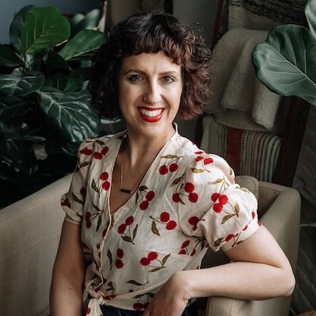 Lauren Caggiano, Author - Peerspace