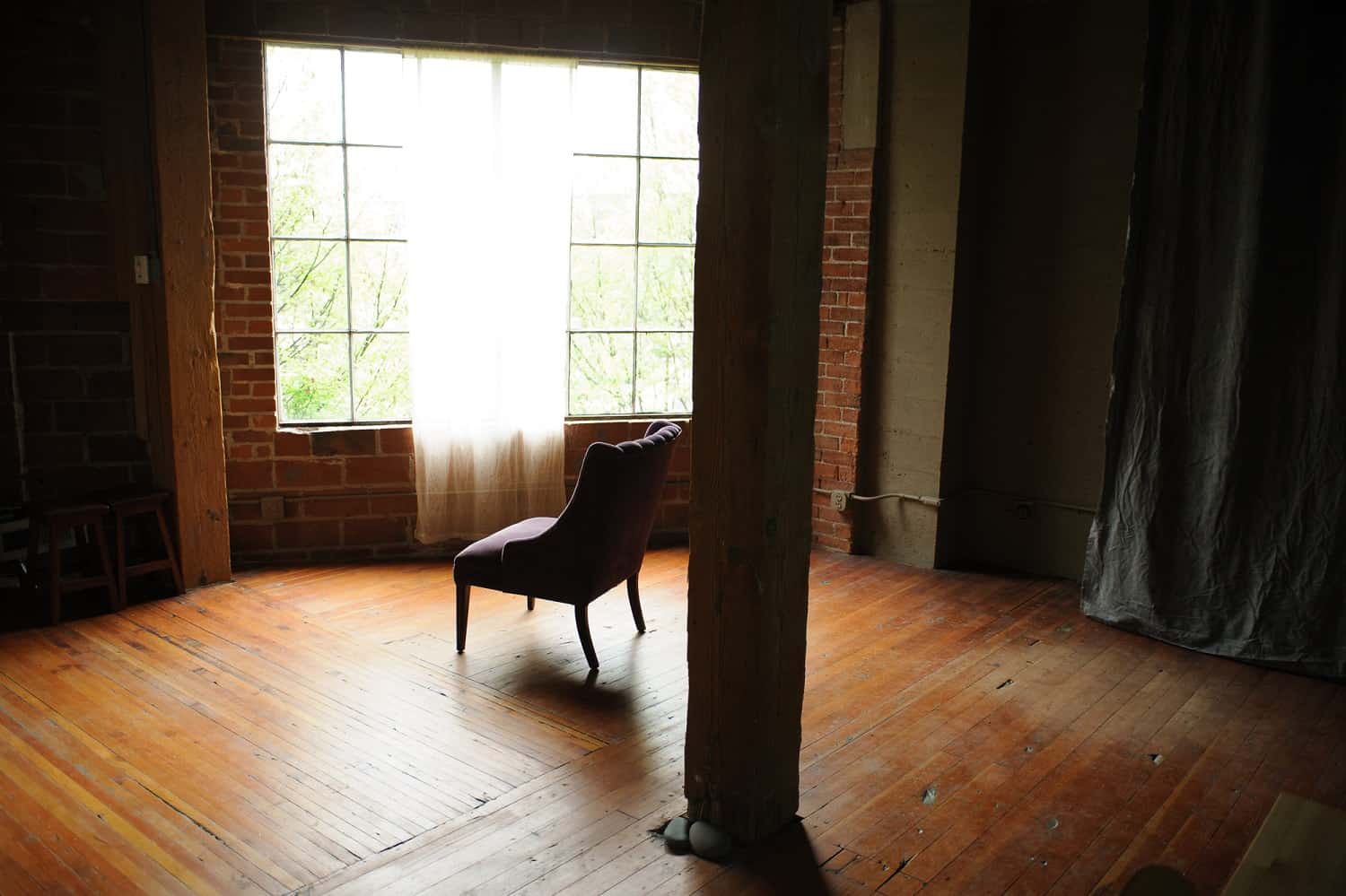 11 Best Studio Photoshoot Ideas in Seattle - Peerspace