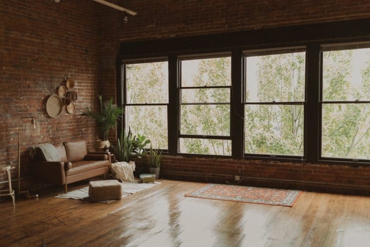 11 Best Studio Photoshoot Ideas in Seattle - Peerspace