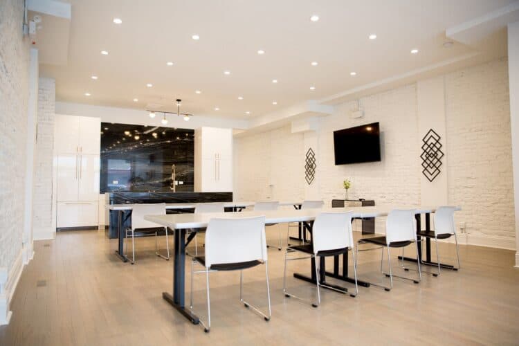 Here’s Where to Rent Office Space by the Hour in Chicago - Peerspace