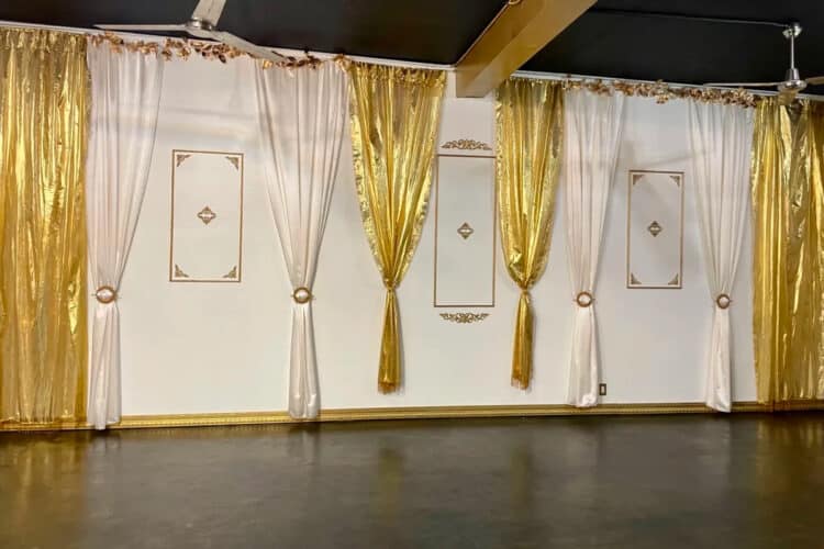 12 Unique Baby Shower Backdrop Ideas To Uplevel Your Photos - Peerspace