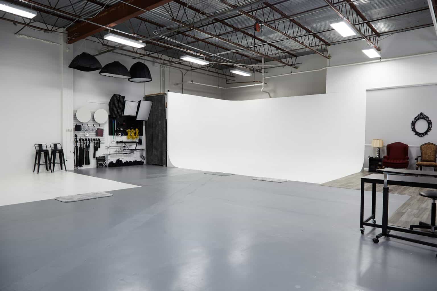 8 Best Places to Find Camera Equipment Rentals in Houston - Peerspace
