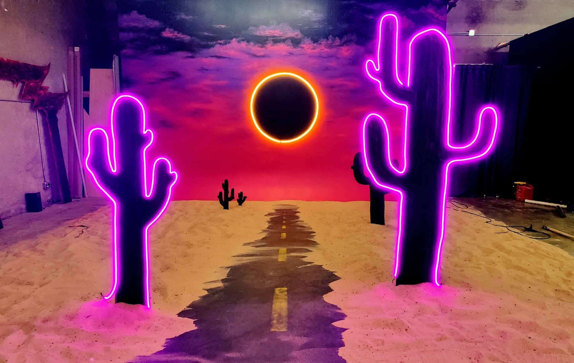 12 Gorgeous Western Photoshoot Ideas - Peerspace