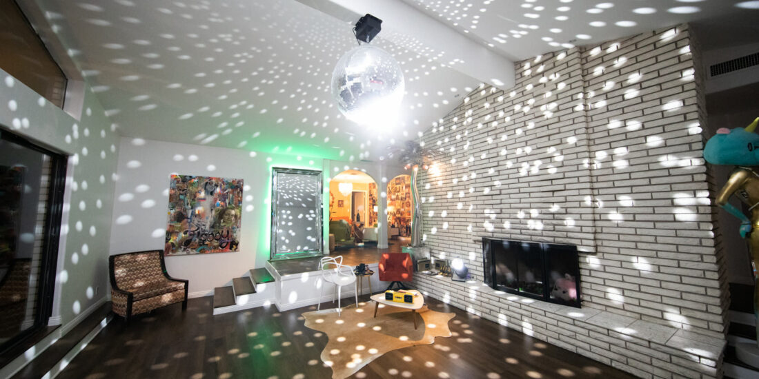 Throwing A Retro Wedding: All The Tips & Tricks For The Perfect Day ...