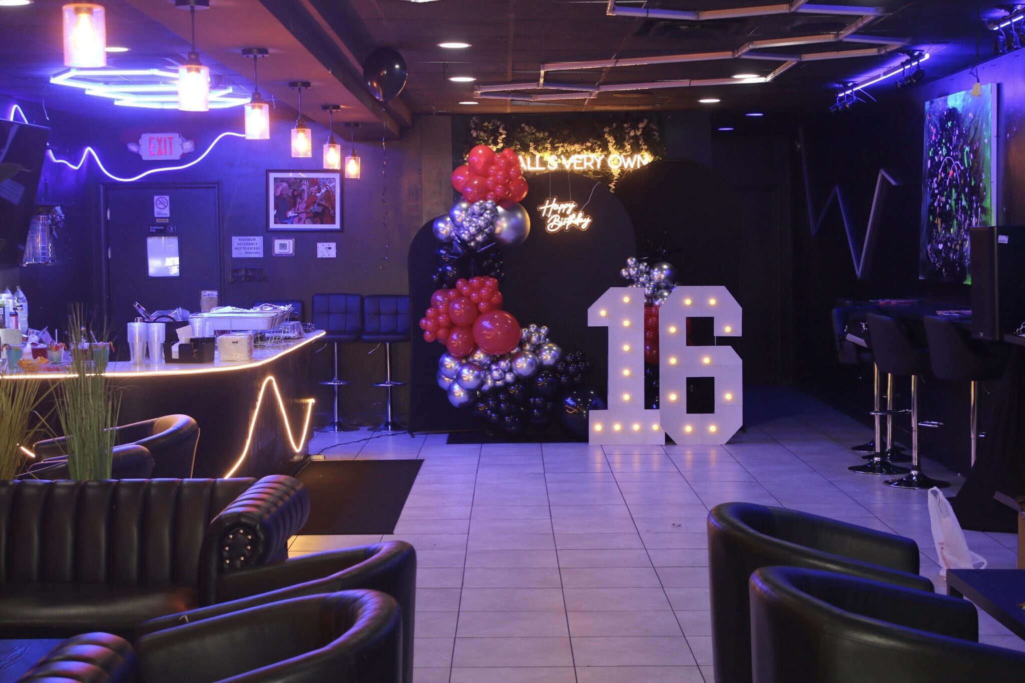 10 Epic Birthday Party Ideas for Teens (2026) - Peerspace