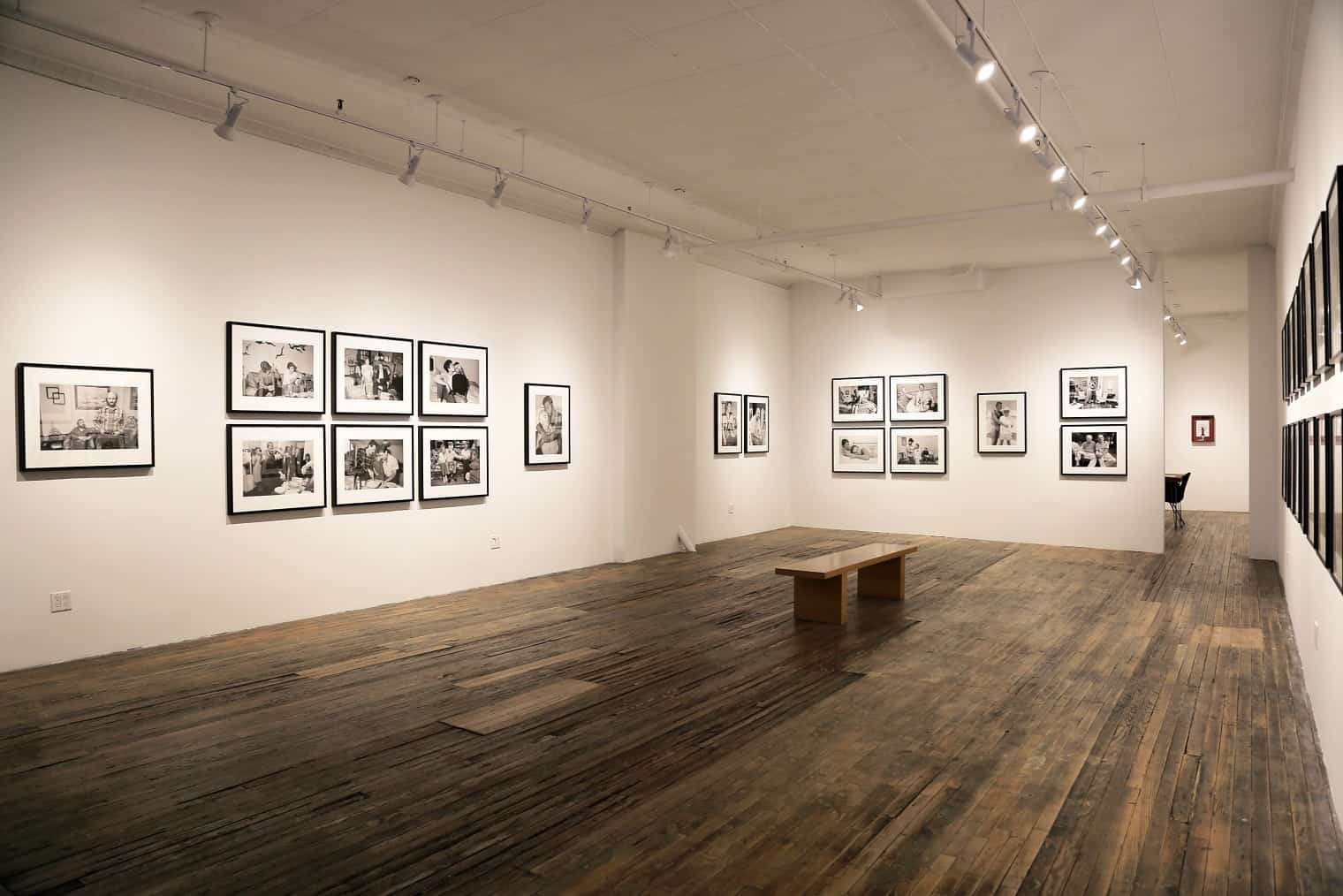 The Ultimate Guide in Opening an Art Gallery - Peerspace