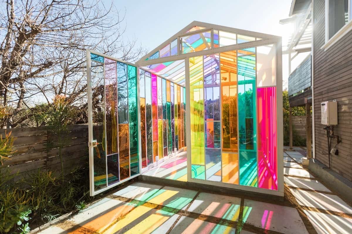 11 Creative Video Backdrop Ideas for Your Next Shoot (2025) - Peerspace