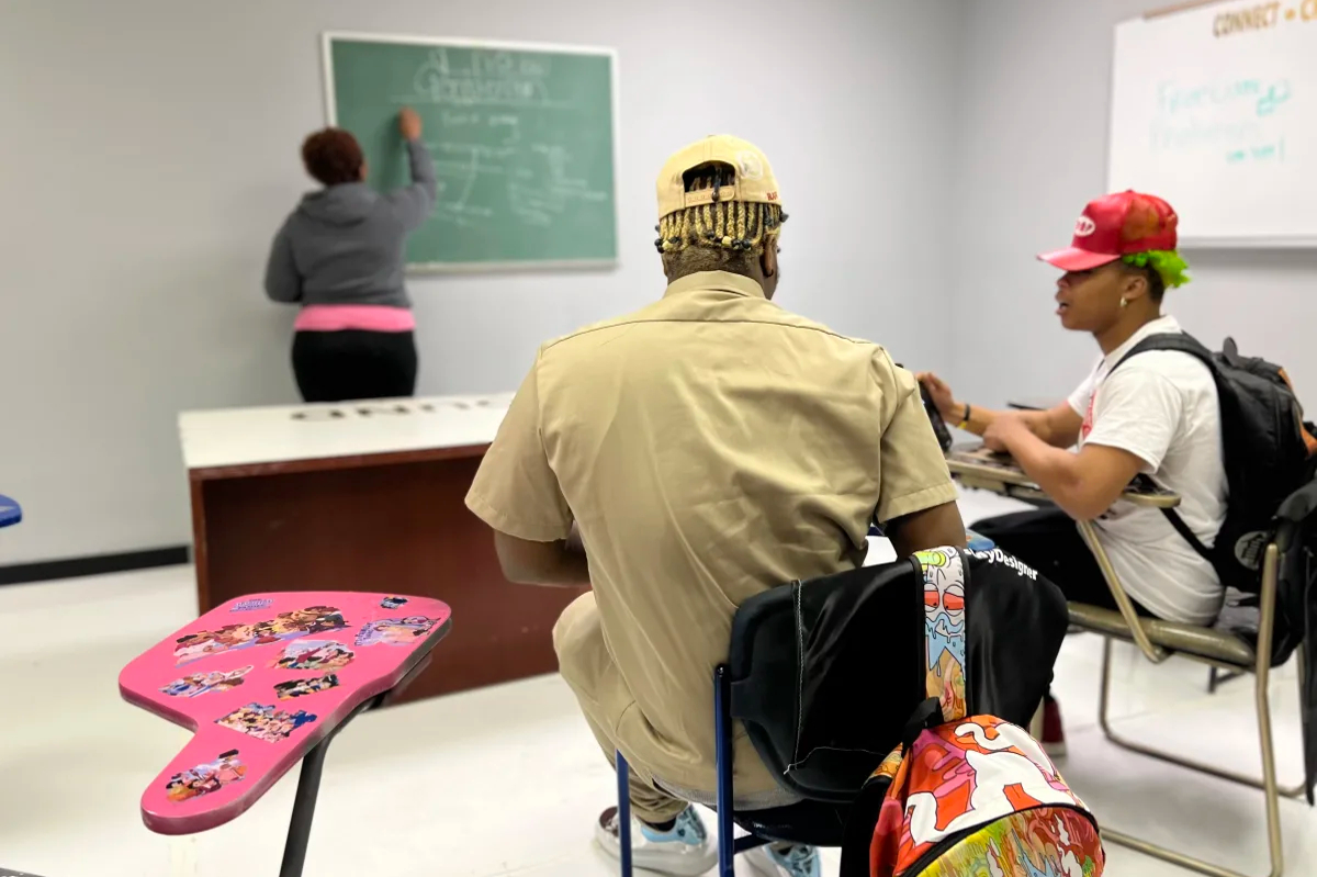 11 Creative Photoshoot Background Ideas - Peerspace