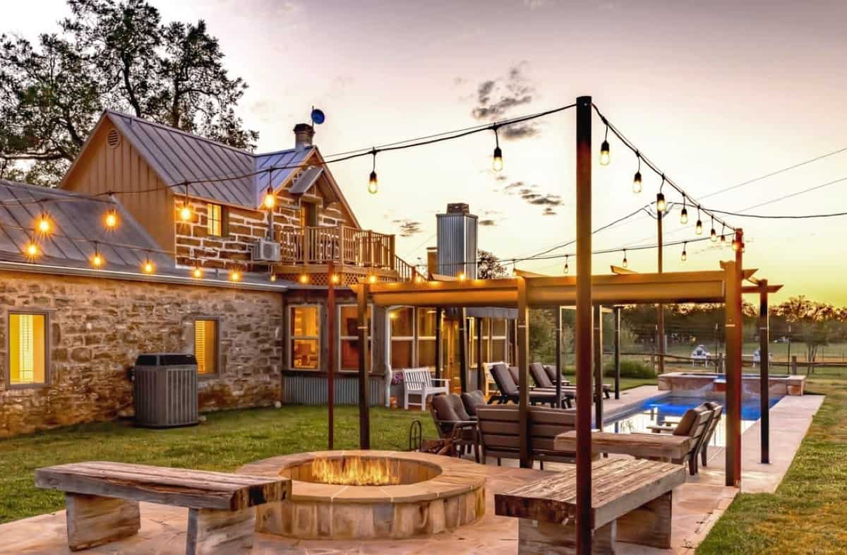 What’s Like an Airbnb for a Ranch? - Peerspace