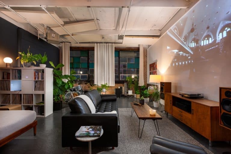11 Fun Game Night Party Ideas - Peerspace