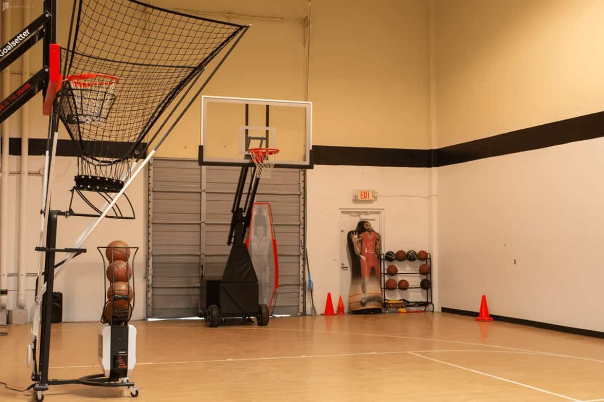 12 Sporty Basketball Photoshoot Ideas - Peerspace