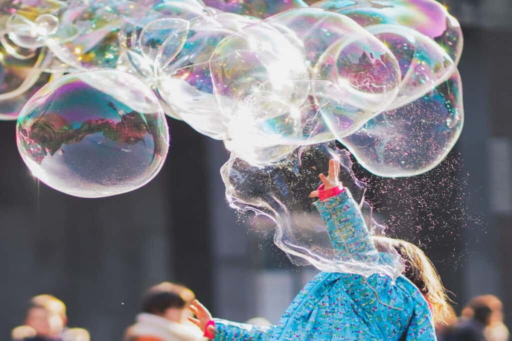 11 Great Bubbles Party Ideas - Peerspace