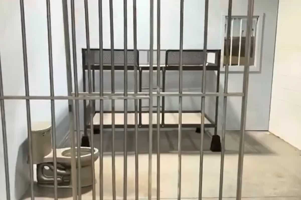 6 Great Jail Sets You Can Rent (2025) - Peerspace