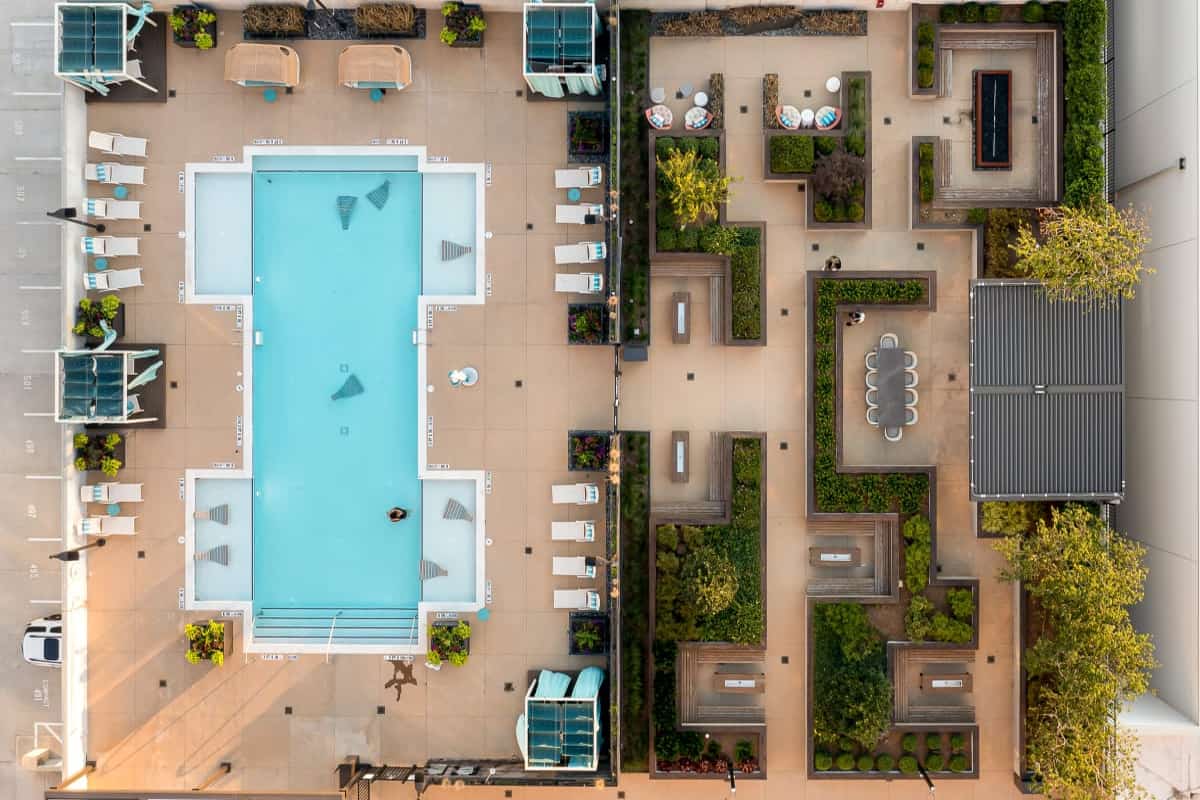 Here’s How & Where To Rent A Pool Near Atlanta - Peerspace