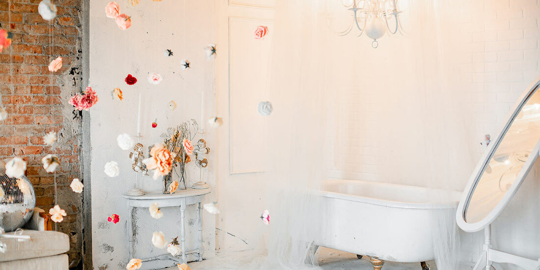 12 Unique Engagement Party Decoration Ideas - Peerspace
