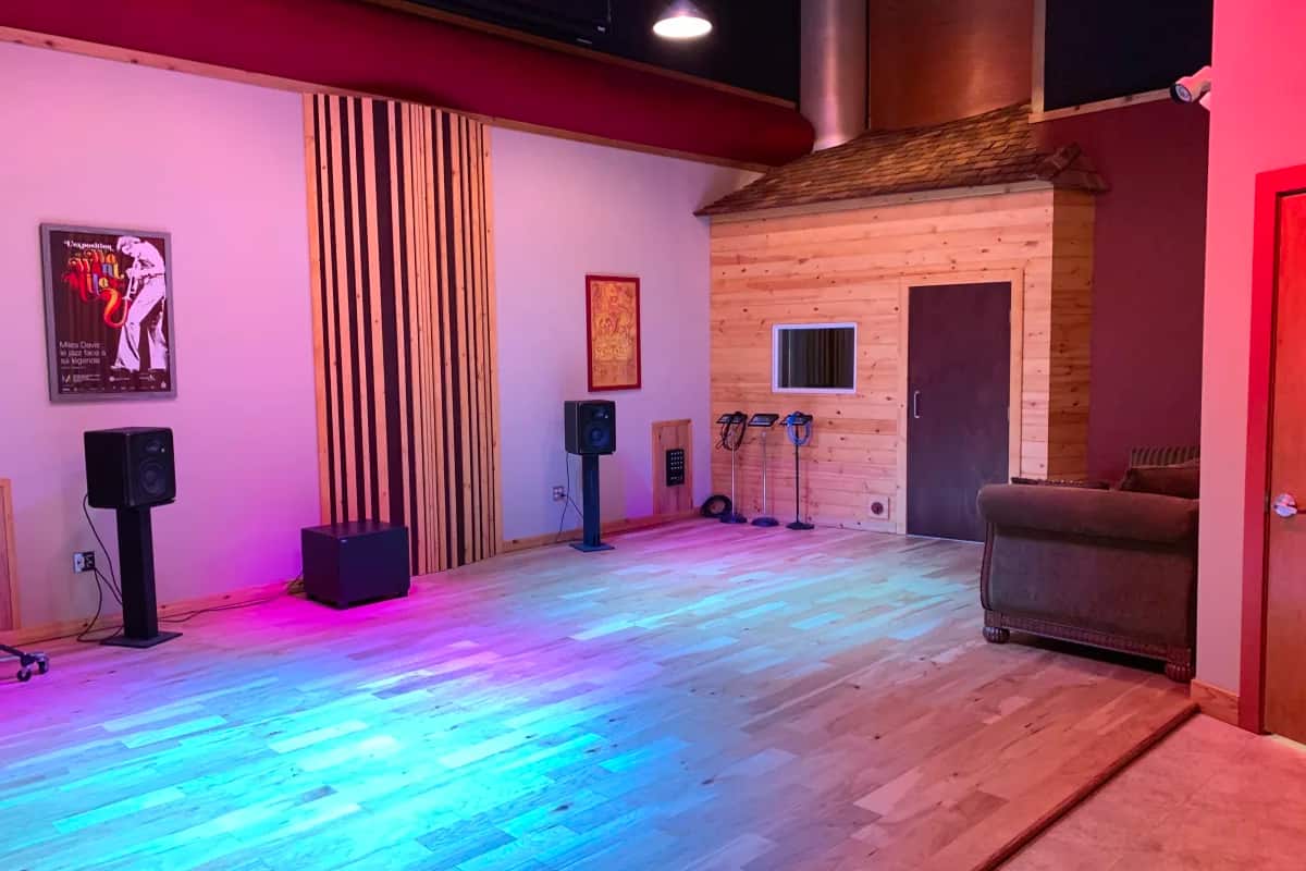 8 Best Places to Find Camera Equipment Rentals in Orlando - Peerspace