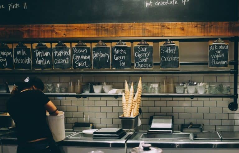 11 Event Signage Ideas You Should Know About - Peerspace