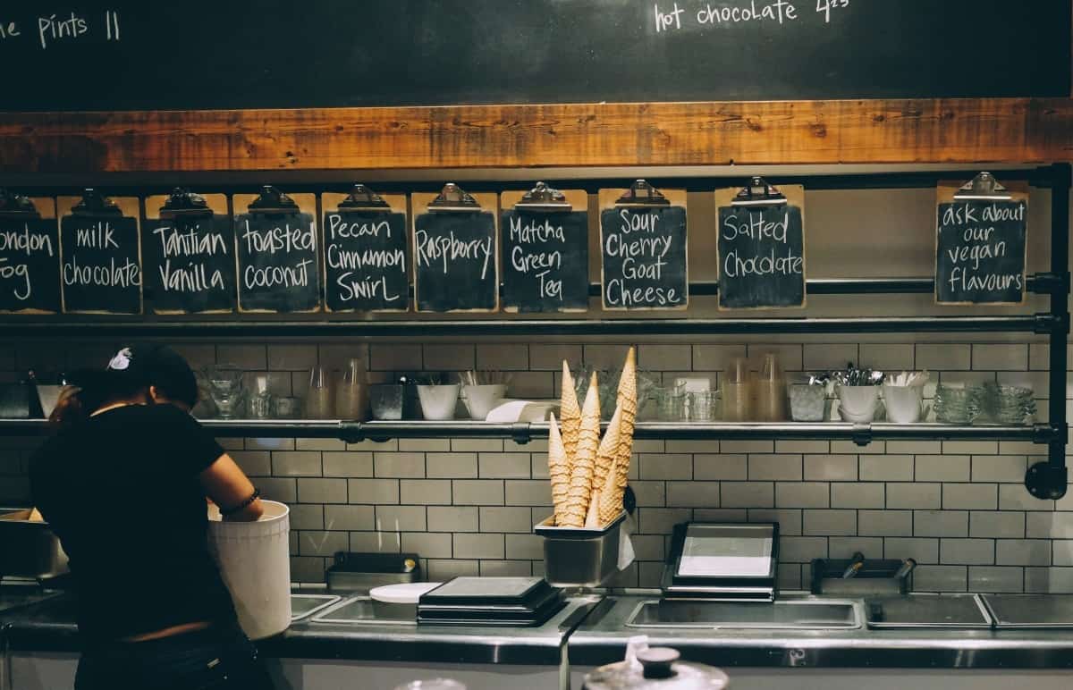 11 Event Signage Ideas You Should Know About - Peerspace