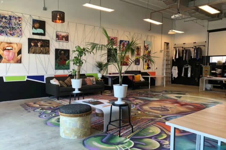 Your Pop-Up Shop Checklist: 9 Essential Items (2025) - Peerspace