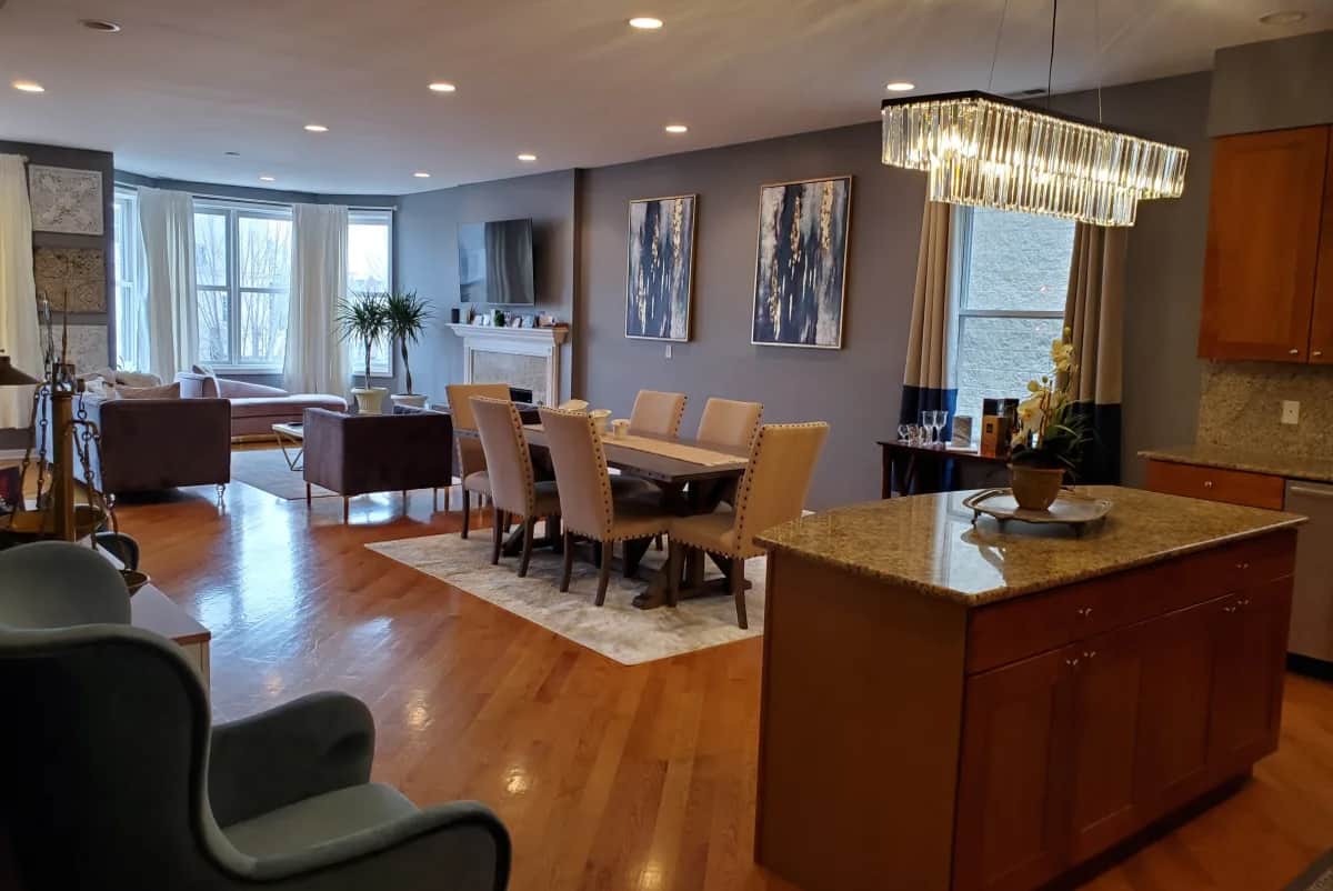 Here’s How to Rent Your Home for Movies - Peerspace