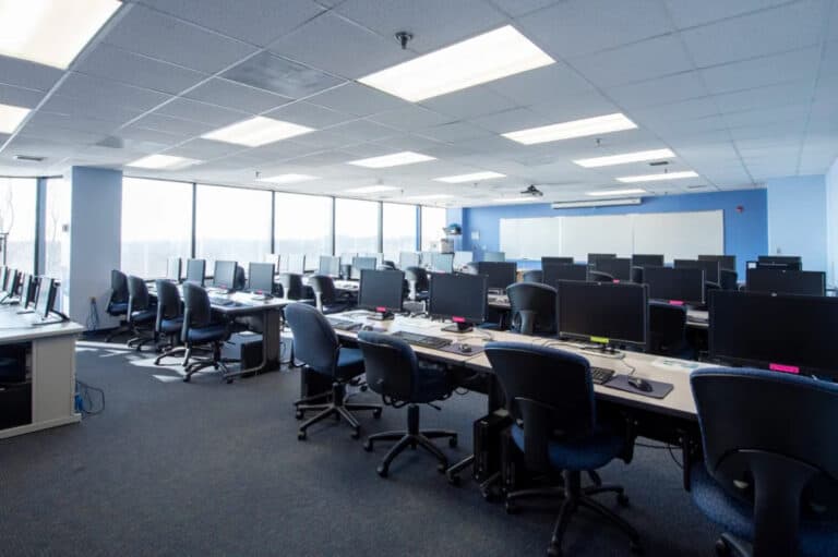 13 Creative Roblox Party Ideas - Peerspace