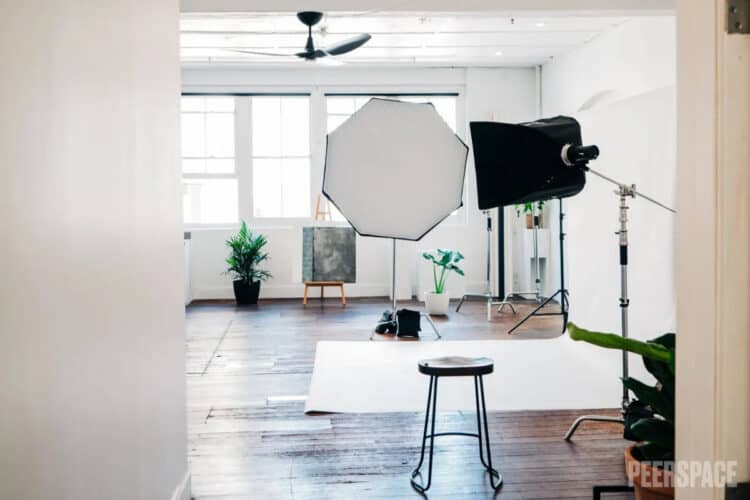 11 Creative Studio Shoot Ideas for the Coolest Photos - Peerspace