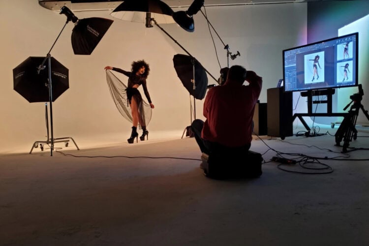 Your Guide to Must-Have Photography Studio Equipment