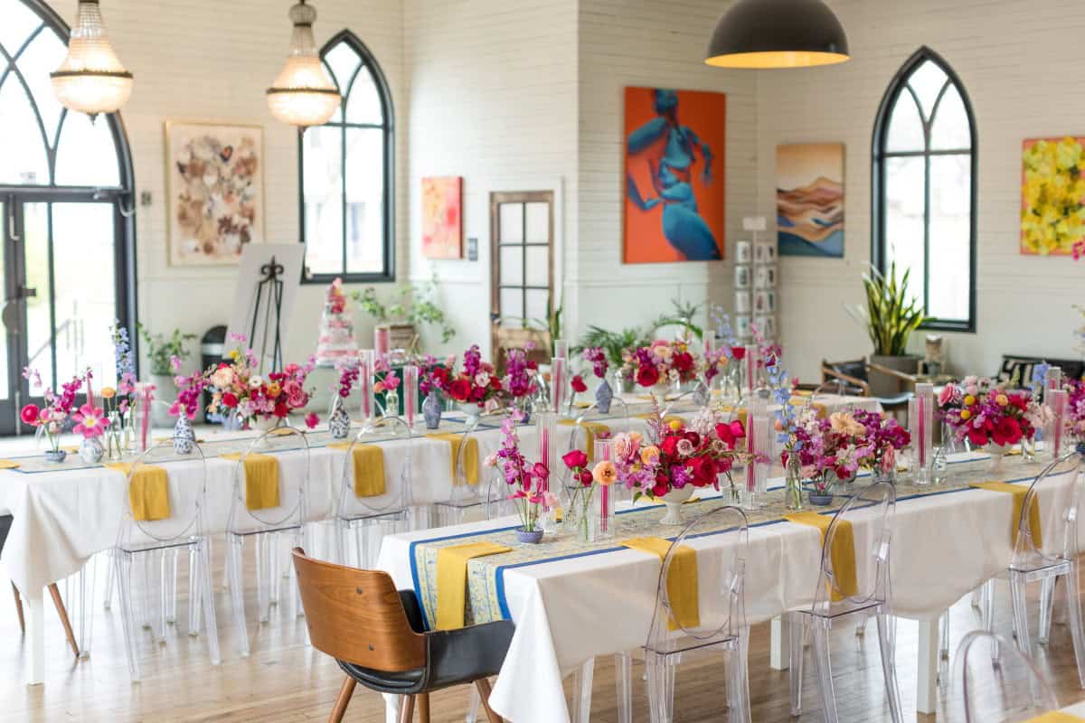 How to Plan a Memorable Dinner Party (2026) - Peerspace
