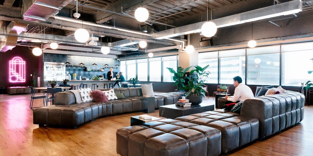 Everything You Need on Your Corporate Event Planning Checklist - Peerspace