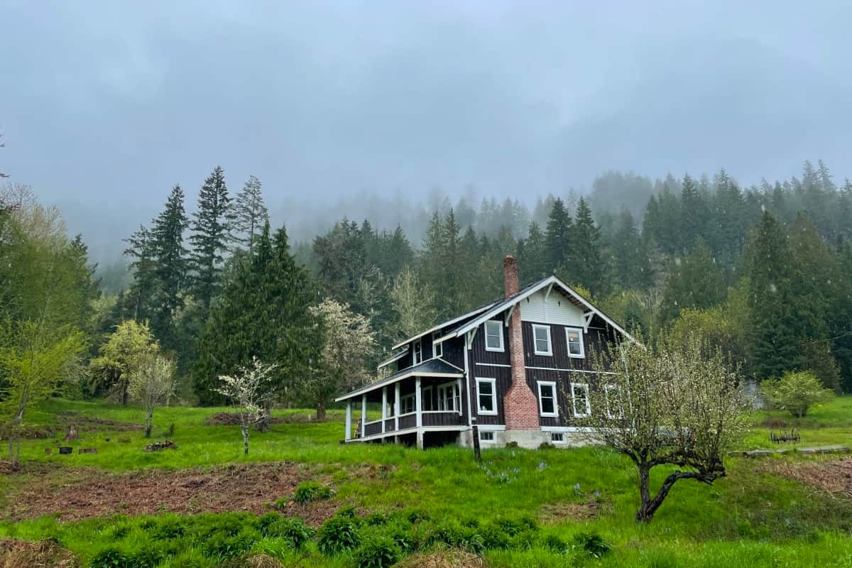 12 Gorgeous Western Photoshoot Ideas - Peerspace