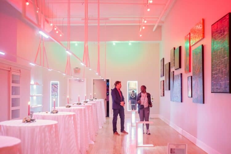 Effortless Party Decoration Ideas for Every Style (2026) - Peerspace