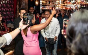 13 Unforgettable Going Away Party Ideas