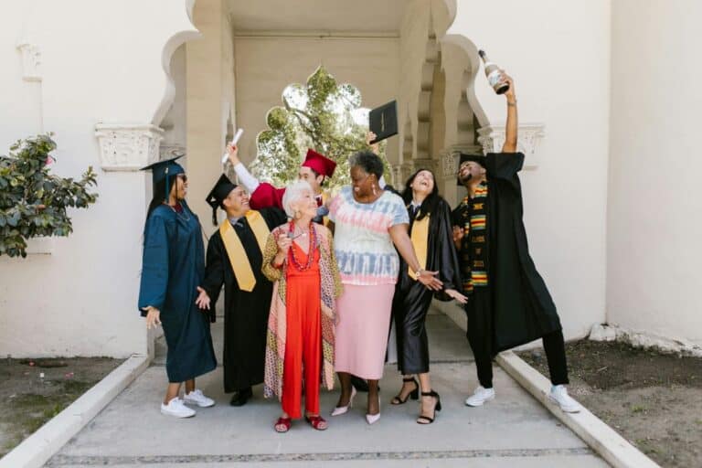 The Thoughtful Guide to Who to Invite to a Graduation Party (2026 ...
