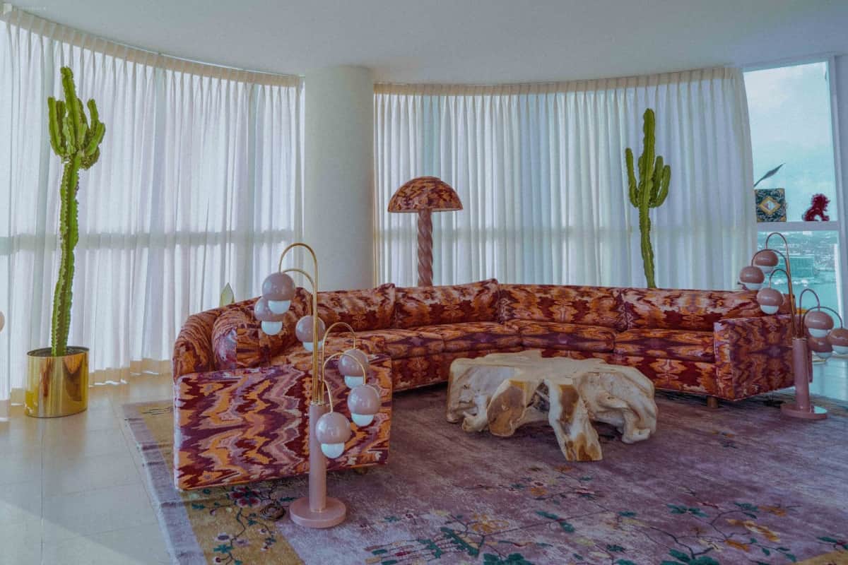 11 Gorgeous Indoor Photoshoot Locations in Miami - Peerspace