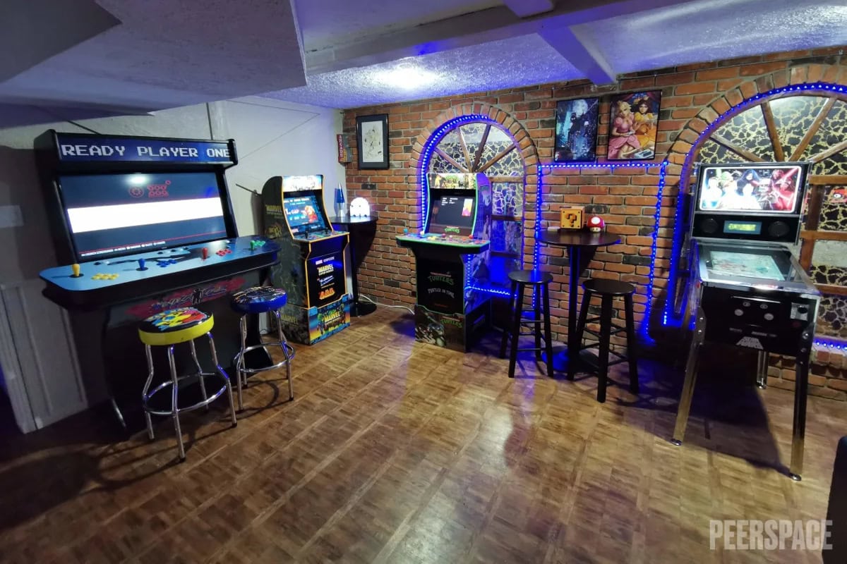 13 Creative Happy Hour Ideas (2025) - Peerspace