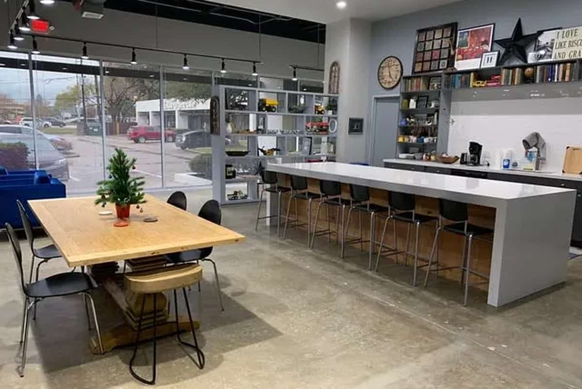 13 Fun Houston Team Building Ideas - Peerspace