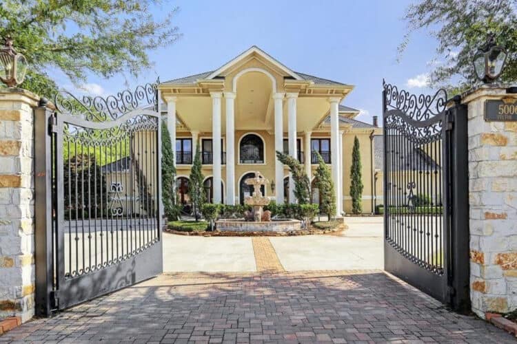 Luxury House Rentals: How To Rent By The Hour - Peerspace