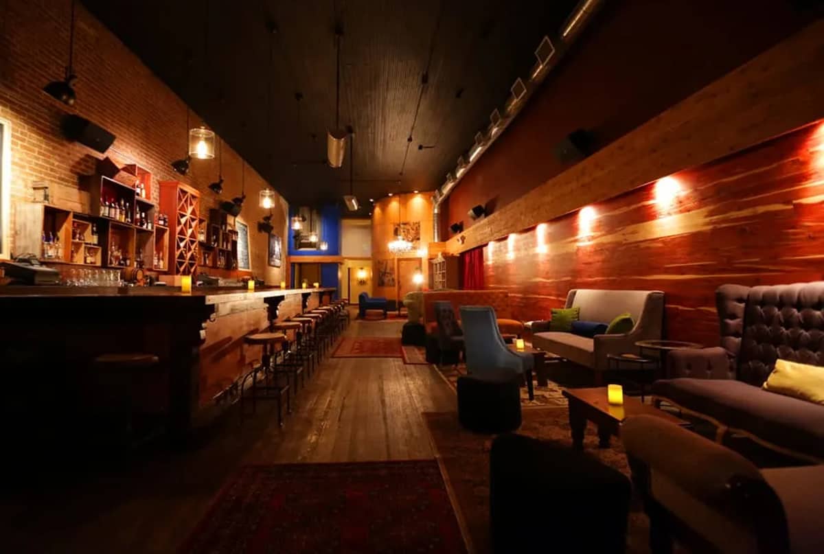 The 9 Best Intimate Wedding Venues in Houston - Peerspace