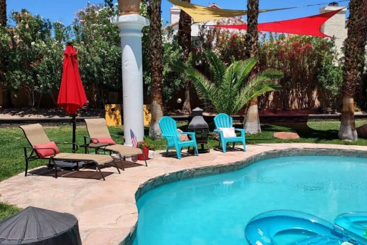 15 Epic Pool Party Ideas For Adults - Peerspace