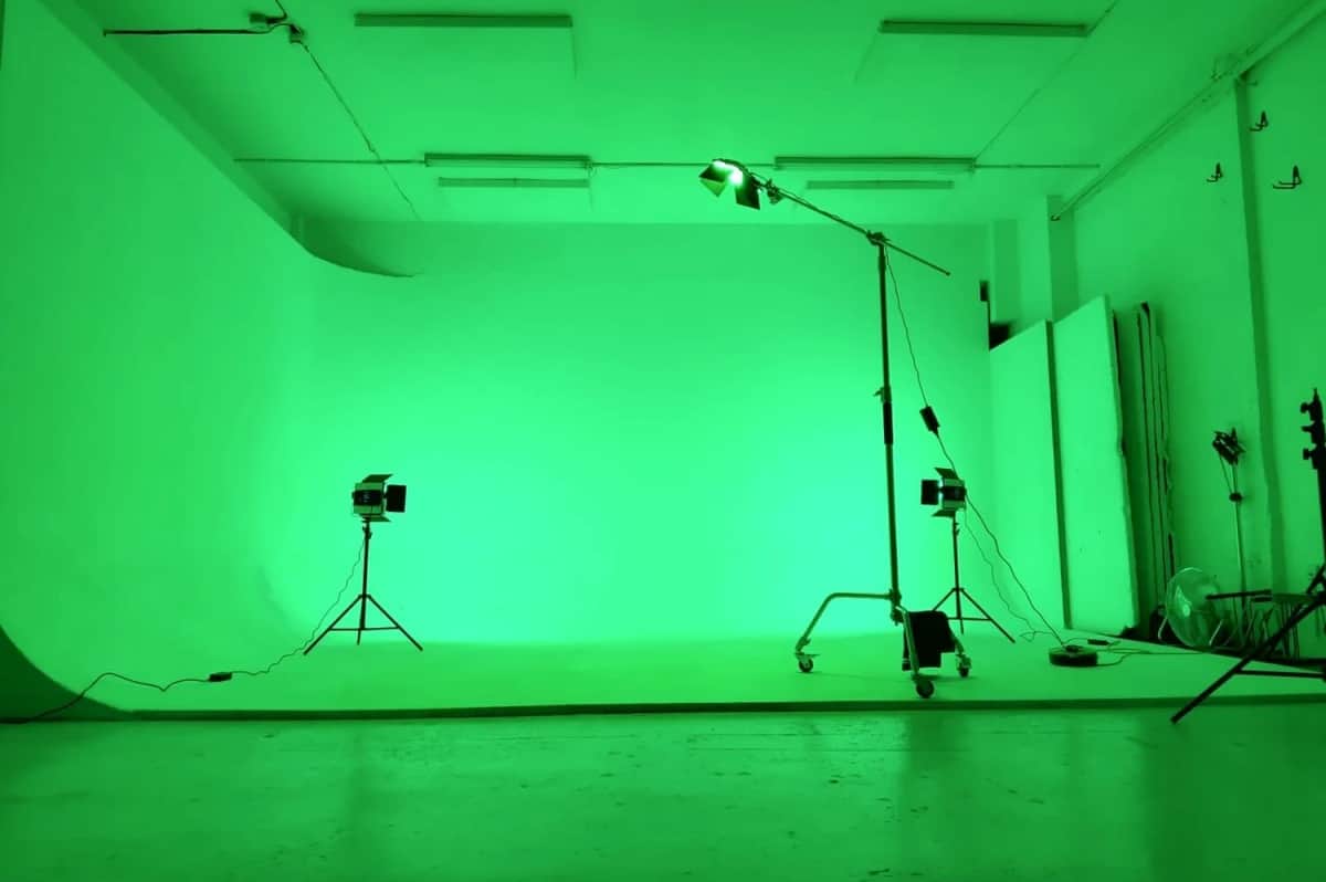 How to Build a Cyc Wall - Peerspace