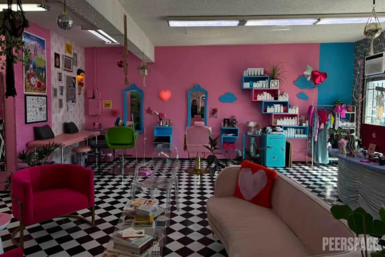 15 Super Fun Y2K Party Ideas - Peerspace