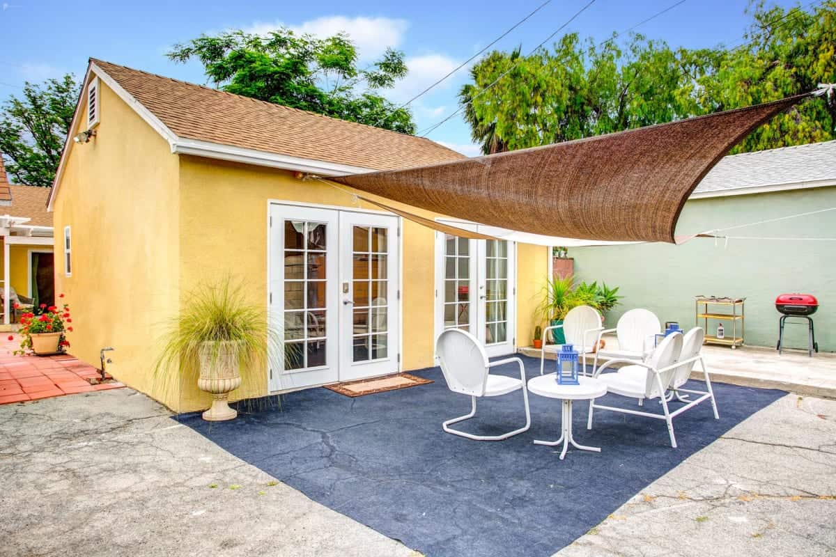 11 Fun Inexpensive Cookout Ideas For Small Budgets - Peerspace